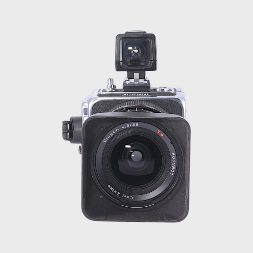 Hasselblad SWC/M ultra-wide medium format film camera with Biogon CF ...